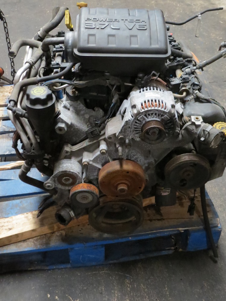 Dodge-3.7-1 – Motores Uno